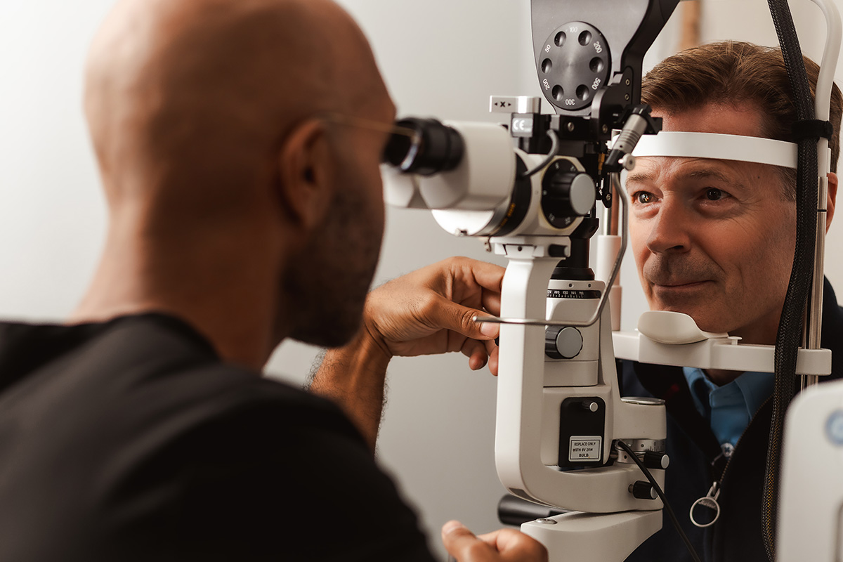 Treating Cataracts in NYC | New York Retina Center